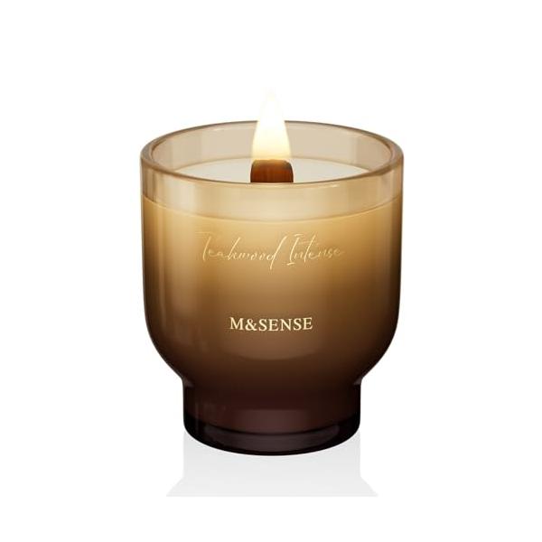 「パチパチ木芯の魅力」：アメリカ産ブラックチェリー木の贈る癒しの時間。特別に選ばれたアメリカ産ブラックチェリーの木製ウィックが、キャンドルの燃焼を一段と豊かな体験に昇華します。燃焼時のパチパチとする音は、森の焚火やキャンプファイヤーの温かさ...