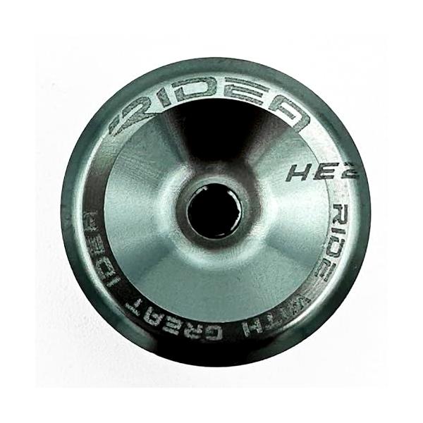 23mm内径のクランクに使用できるキャップ。ドレスアップ効果だけでなく、泥や水、埃の侵入も防ぎます。 特徴 対応アクル内径：23ｍｍスポーツ&amp;アウトドア:自転車:自転車パーツ