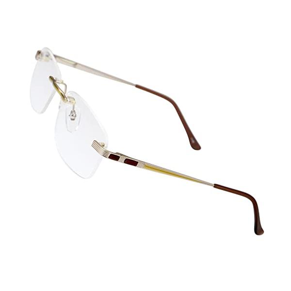 『老眼鏡に見えない 』とご好評の”掛けて歩ける”累進多焦点遠近両用ファッション老眼鏡です。品が良くておしゃれなデザインのフレームは軽くて丈夫な軽合金製。レンズには老眼との境目の無い”累進タイプ”の遠近両用老眼レンズを採用しています。 フレー...