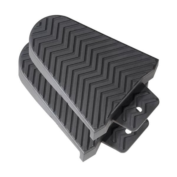材質:プラスチック 1ペア(2個入り) 重量:約64g/ペア サイズ:約9.7*6.7*1.4cmビンディングシューズを履いて歩行時にクリートに装着することで、摩耗を減らしてクリートを保護できます。保護スリーブの底部は5mmの厚さで、保護ス...
