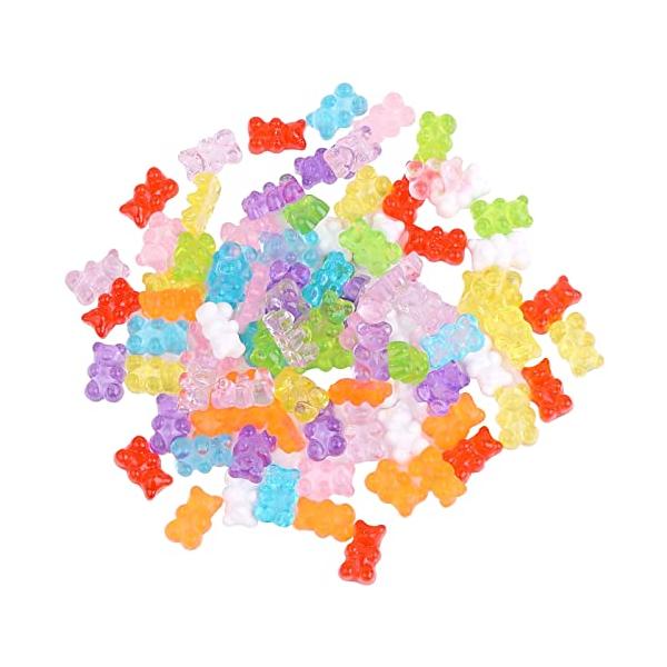 カラフルな色で華やかな印象の、クマ型のデコパーツ。大容量でカラフルな色がさまざまなニーズを満たすことができます。樹脂製のカボションパーツは穴が開いておらず、接着面はフラットでデコレーションしやすい作りになっております。 高品質の樹脂で軽量、...