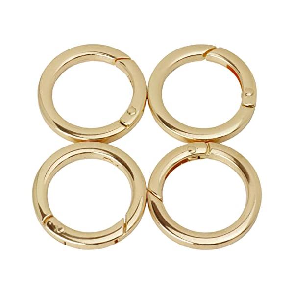 丸型のカラビナで身につけたり、カバンにつけて持ち運び可能。キーリング(別売り)を取り付けることで、鍵などを装着することができます。リング部分はカラビナになっており、ベルトループやカバンに装着して持ち運ぶことができます。材質：亜鉛合金ファッシ...