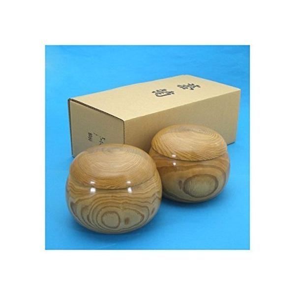 手作りの工芸品の碁笥にはまろやかさと言うか、一種独特の味わいがあります。33号という碁笥のサイズは、汎用性が広く、25*33号の蛤碁石が入ります。極上物と上物の区別は木目の癖やその出来栄えから碁笥師が識別するものです。おもちゃ:ゲーム:囲碁