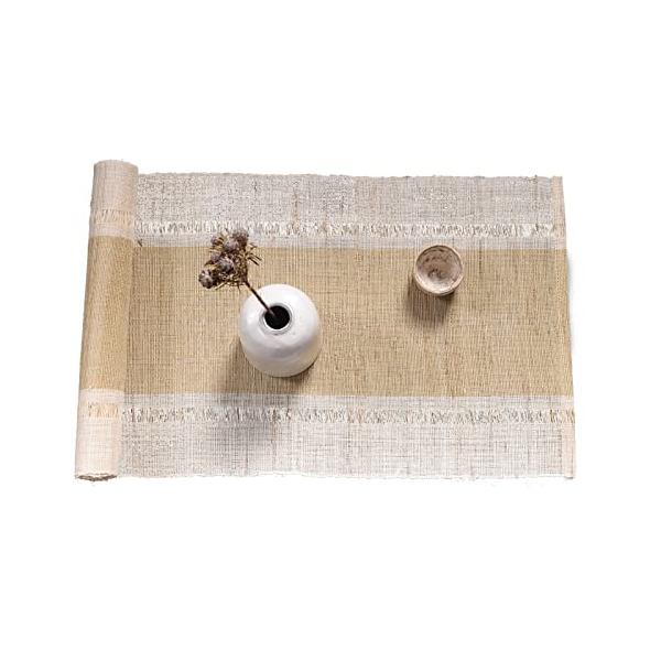 素朴な様式美：このテーブルランナーは「夏布」で製作されます。「夏布」は夏きものとして最高級品といわれ、シンプルで美しいです。部屋の飾りとして、素朴な印象を与え、自然を感じさせます。じょうずな手織：伝統的な織機を使い、完全手織りにて大切に織り...