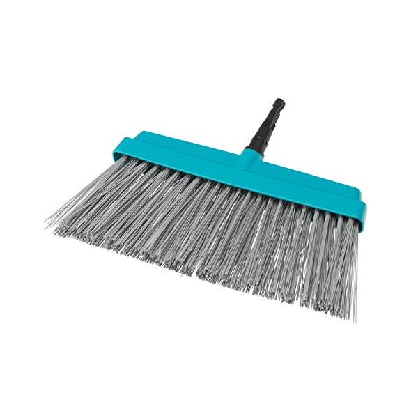 幅: 32cm素材: プラスチック(本体およびブラシの毛)用途: テラスおよびバルコニーの清掃特長: 耐久性が高く弾力性のあるプラスチック製ブラシの毛最大25年保証配送物の内容: GARDENAコンビシステムテラスほうき32cm幅 x 1*...