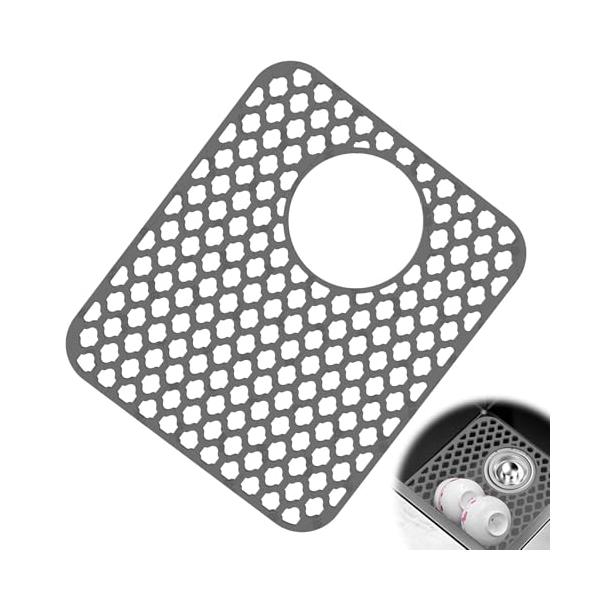 商品仕様  シンクマット*1 色：グレー サイズ：約34.5*29.5*0.9CM 重量：約200g 高品質シリコン素材 このシンクマットはシリコン素材で作られており、柔軟性があり、錆びにくく、耐久性があり、長期間使用できます。シンクに簡単...