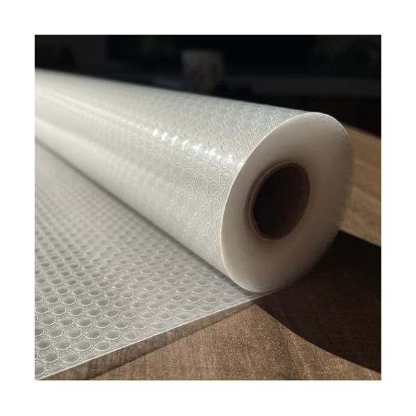 清潔感維持 透明度の高いEVA素材を使用した食器棚シートで、キッチンの清潔感を保ちます。水洗い可能なので、汚れたらサッと洗い流せていつも衛生的。 カスタマイズ可能 お手持ちのハサミやカッターで簡単に裁断できるフリーカット設計。30*100c...