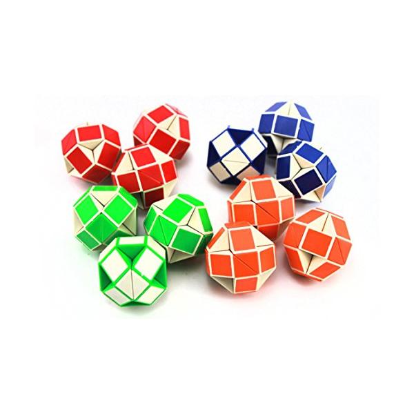 懐かしい小さいスネークキューブ4色各3個ずつの12個セットです*ブルー系・レッド系・グリーン系・オレンジ系の４色 本体カラーとふちどりカラーの反転タイプも含まれます。 いろいろな形を作れる立体パズルなので想像力を育てるのにGood 球形の状...