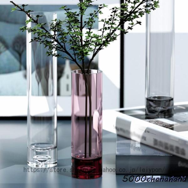 商品名: ガラス花瓶素材: ガラスサイズ：口径×底径×高さ：小さい：6*6*20cm、中：6*6*25cm、大きい：6*6*30cm（スタッフ採寸のため、若干の誤差が生じる場合がございます）場所: 窓辺、玄関、寝室、書斎などガラスボトル 水...