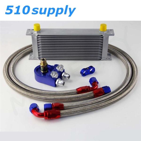 商品説明 　CSKS製 　汎用オイルクーラー 　type2特徴 　コア段数：16 　コア部サイズ：縦11.7cm/幅29.3cm/奥行5.1cm 　全体サイズ：縦14.2cm/幅33.0cm/奥行5.1cm 　ホース材質：ステンメッシュ 　...