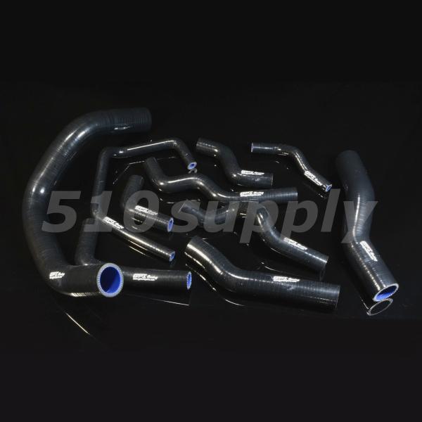 商品名: ラジエターホース S13 S14 S15 シルビア ヒーターホース セット ブラック S14 SR20DET 日産 GPI商品内容 　GPI製 　ラジエターホース 　ヒーターホースセット特徴 　耐熱温度：-60F度〜500F度 　...