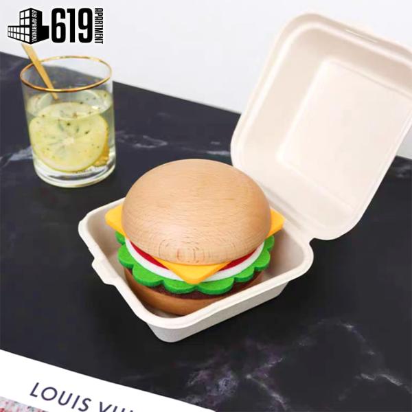 ハンバーガー型の木製フェルトコースターセットです。本物みたいなデザインで、ティータイムが楽しくなります！【サイズ】12.7×8.0cm・画面（モニター）上と実物では、カラーの見え方が異なる場合がございます。あらかじめご了承ください。・こちら...