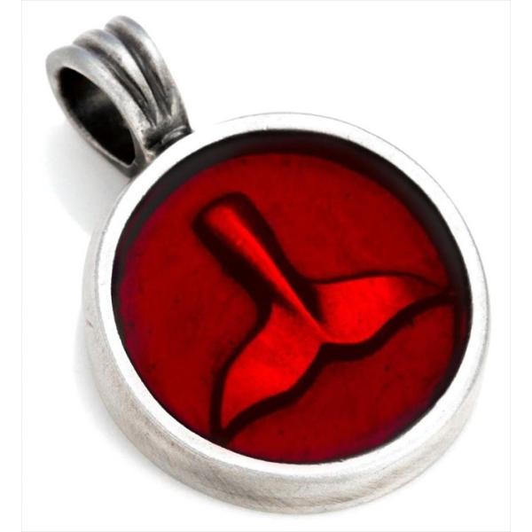 【ブランド名】 サーフ ビコ (SURF BICO)【商品名】 ペンダントトップ BPA070【素材】 ピューター、エポキシ【カラー】 ブラック,ブルー,ライトブルー,レッド【サイズ】 縦24mm、横24mm、厚み5mm【付属品】 オリジナ...