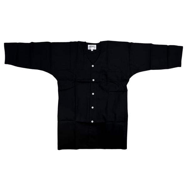 胸外ポケット付き・黒無地　鯉口シャツの品質：綿１００％横糸に太さが不均一なムラのある糸を使うことにより、横方向に不規則でランダムな節目が現れるのが特徴的な、シャンタン生地を使用しております。※サイズ表に記載されているサイズでも、選択出来ない...