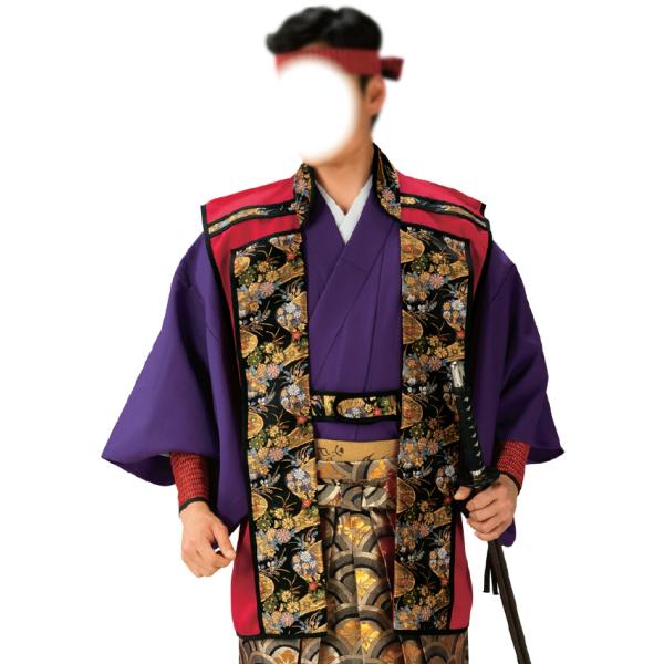 具足姿の上から羽織る陣羽織の品質；ポリエステル（金属糸使用）サイズ；身丈(肩から)約８５ｃｍおもてなし隊や各戦国武将・戦国祭りなどにオススメです！陣羽織はお城や戦場のイベントに最適な陣羽織です。この陣羽織があるだけで驚くほど現場が戦場に！！...