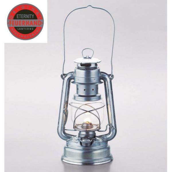 ドイツ製 オイルランプ　フェアーハンドランタン(TR-276)です。製造開始以来2億台を生産し、ロングセラー商品として世界各国から支持を受けるランプは、今もドイツ・スイスをはじめ世界6カ国で正規軍用品として採用されています。