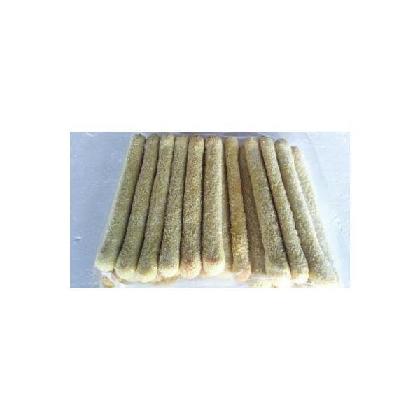 1本長さが約20cm／約25ｇでのスティック状のカレーパンです。焼成後に凍結していますので、調理もフライヤーで揚げるだけの簡単調理です。調理後はカリッとした生地にしっかりカレーが入った食材です。単価：2,040円/約500g（20本）税別 ...