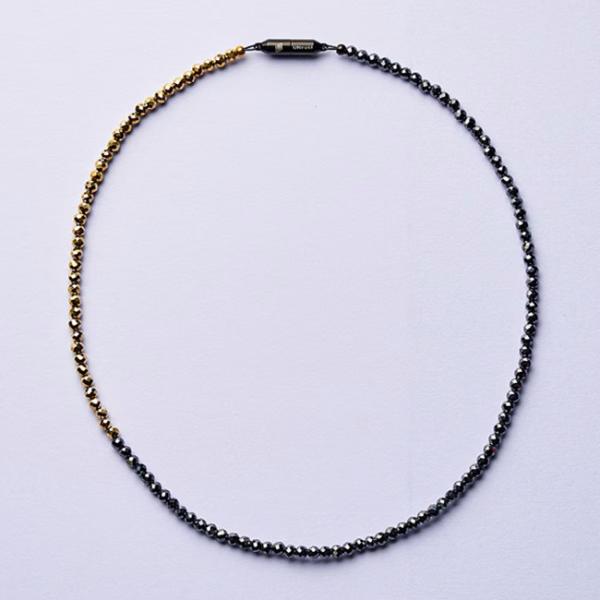 UNrust UN-101AM Luminous-ルミナス ネックレス アシンメトリー Mサイズ 47cm____●圧倒的ラグジュアリー感__繊細にカットされた磁石が、宝石のように“輝く”Luminous（ルミナス）。まるで高級ジュエリーの...