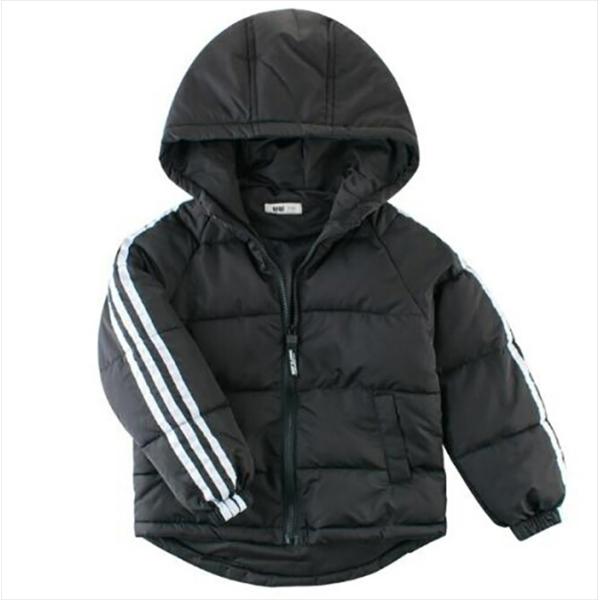 定番のスリーラインジャンパーかなりあったかいです★カジュアルに着こなせます男女兼用【素材】　綿(中国製)【サイズ】110cm/120cm/130cm/140cm(ウエストなどの詳細はサイズ表をご覧ください)【カラー】ブラック/イエロー/ピンク