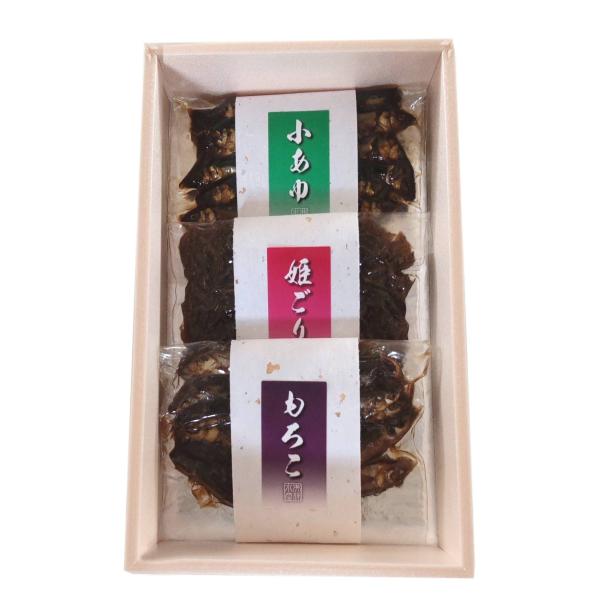 ■商品説明　琵琶湖の代表的な特産品３種を甘辛く煮た甘露煮の詰め合わせ。　自宅での一品としても、贈答品としても喜ばれる全国的に珍しい湖魚の加工品です。　一度食べるとまた食べたくなる素朴などこか懐かしいお味です。ぜひ一度ご賞味ください。 ・小ア...