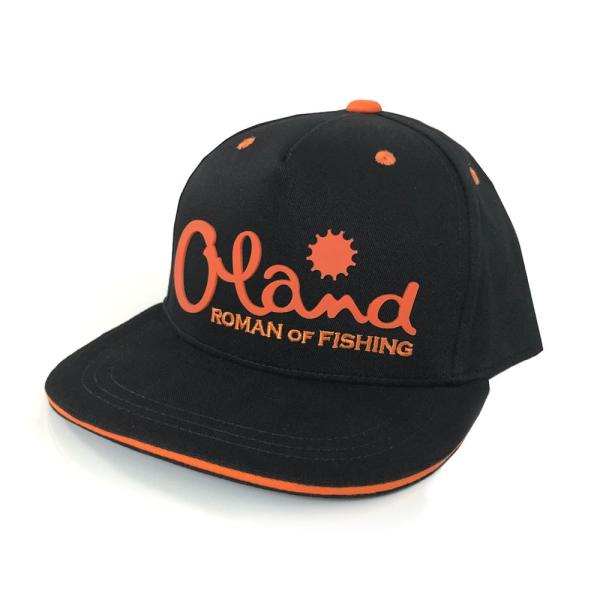 Olandオリジナルの綿素材のツバがフラットタイプのおしゃれ帽子です。【仕様】サイズ：フリーサイズ（56-59ｃｍ）生産国：ベトナム製※メーカーによっては仕様・カラー等が予告無く変更になる場合がございます。