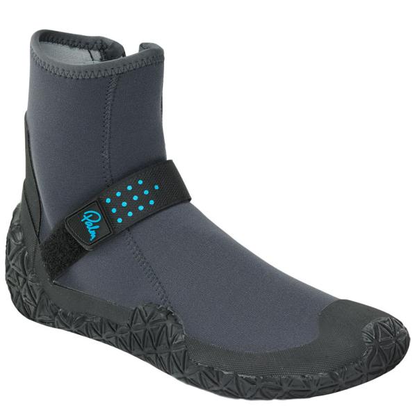 3mm厚のネオプレン生地とパーム独自のダイアモンド・トラクションソール（Diamond Traction sole）を採用し、サイドの上から下まで開閉できるロングファスナーによって着脱が簡単な、あらゆるコンディションで活躍するウォータースポ...