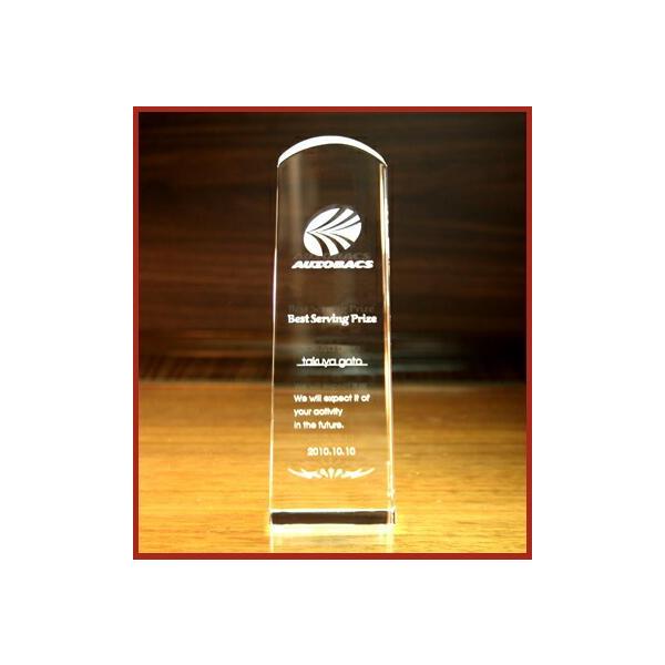 材質 : 光学ガラス　付属 : 専用化粧箱　サイズ（小） 約H150xW50xD25mm　（中） 約H180xW60xD30mm（＋＠1,200円税別）　（大） 約H200xW70xD35mm（＋＠2,400円税別）トップが丸みを帯びている...