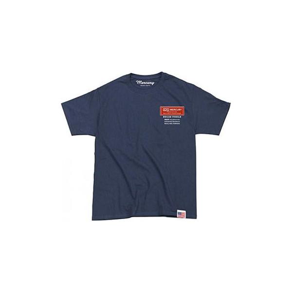 古き良き製法である丸胴生地の良質なアメリカンコットンを日本で丁寧に縫製したTシャツです。厚手でしっかりした生地なので、素材感がより一層楽しめます。綿自体の強度、品質も高いため、洗濯を繰り返しても型崩れが起こりにくいもの特徴です。