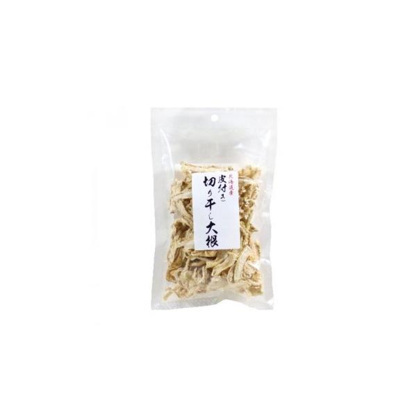 北海道産の皮付きの切り干し大根で、厚切りの新食感をお楽しみください。寒い北海道だからこそ、甘みが強く、うまみも凝縮しており、歯ごたえも良く食べ応えがあります。煮物、サラダ、お鍋、キムチ漬け、炒めものにおすすめです。