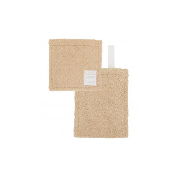 織ネーム付きのシンプルなデザインが使いやすいペーパーホルダーカバー。直径12cmまでのトイレットペーパーが1個入ります。