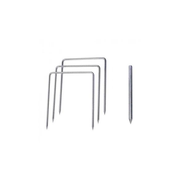ゲートボール用ゲートとポールのセットです。