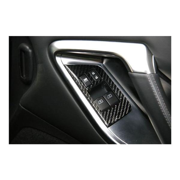 メーカー：RSW　アールエスダブリュー商品：ウィンドゥスイッチパネル（左右セット）材質：綾織りブラックカーボン（デュポンクリアー塗装仕上げ）取付：付属の両面テープにて施工状態：新品未使用■適合車種車種：GT-R型式：R35年式：MY07〜M...