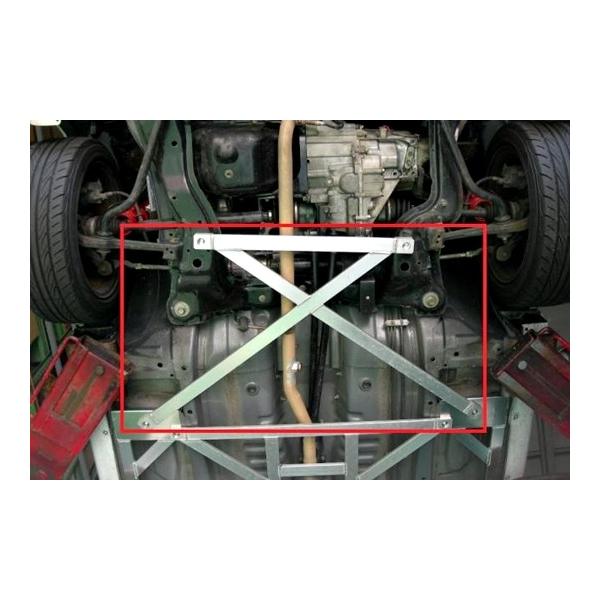 メーカー：トライフォースカンパニー　Tryforce Company商品：フロントフロアブレス品番：318011状態：新品未使用■適合車種車種：コペン　COPEN型式：L880K■納期在庫ある場合は２〜３日（平日）前後の発送になります。ただ...