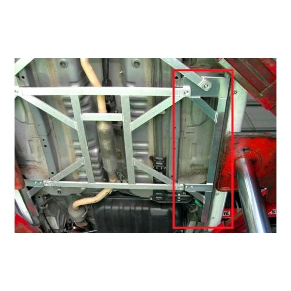 メーカー：トライフォースカンパニー　Tryforce Company商品：サイドストレッチバー品番：318031状態：新品未使用■適合車種車種：コペン　COPEN型式：L880K■納期在庫ある場合は２〜３日（平日）前後の発送になります。ただ...