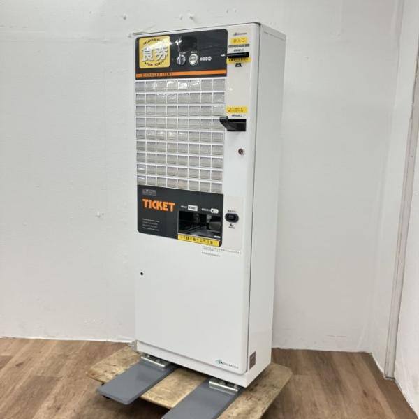 ■管理番号：2200000082492■メーカー：芝浦自販機■型番：KB-272NNS ※備考欄必読■電源：単相100V■周波数：50/60Hz■外形寸法：W640 x D300x H1600mm■注意事項：※高額紙幣対応、新500円対応で...