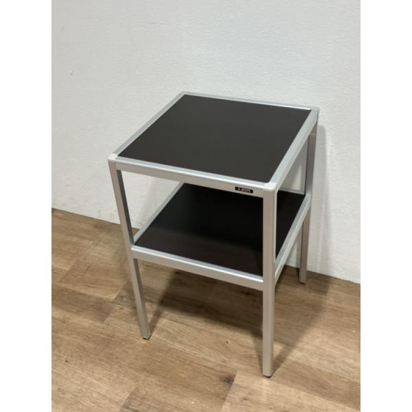 ■管理番号：2200000104702■メーカー：ライオン■型番：CT-450B■カラー：ブラウン /ブラックウッド■外形寸法：W450 x D450x H700mm■規格・仕様：アジャスター脚/2段※上記は型番などから調べたデータを抜粋し...