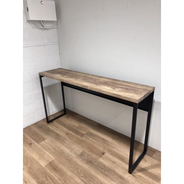 ■管理番号：2200000109340■メーカー：オカムラ■型番：MB2NDH-MW72■カラー：ブラウン /ソーンオーク■シリーズ：Alt Piazza(アルトピアッツァ)シリーズ一日の大半を過ごすオフィス。長い時間を過ごす場所だからこそ...