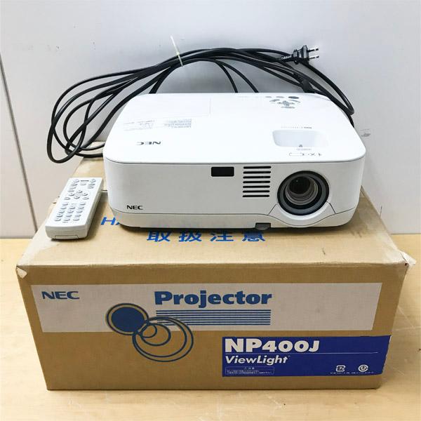 ■管理番号：2200000121425■型番：NP400J■注意事項：送料無料にて発送致します。（個人宅配送可）■規格・仕様：NEC NP400J プロジェクター 動作確認済 ランプ使用1,447h（残63%表示） リモコンの電池ボックス内...