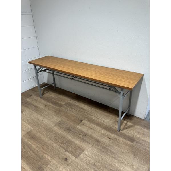 ■管理番号：2200000128255■メーカー：アイリスチトセ■カラー：ブラウン /ブラウン(木目)■外形寸法：W1800 x D450x H700mm■仕様：棚付※上記は型番などから調べたデータを抜粋したものです。