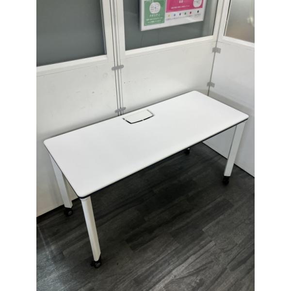 ■管理番号：2200000138932■メーカー：プラス■型番：PX-T1406-H■カラー：ホワイト /ホワイト■シリーズ：ピクスタ2シリーズ■外形寸法：W1400 x D600x H720mm■規格・仕様：キャスター脚/パーソナルタイプ...