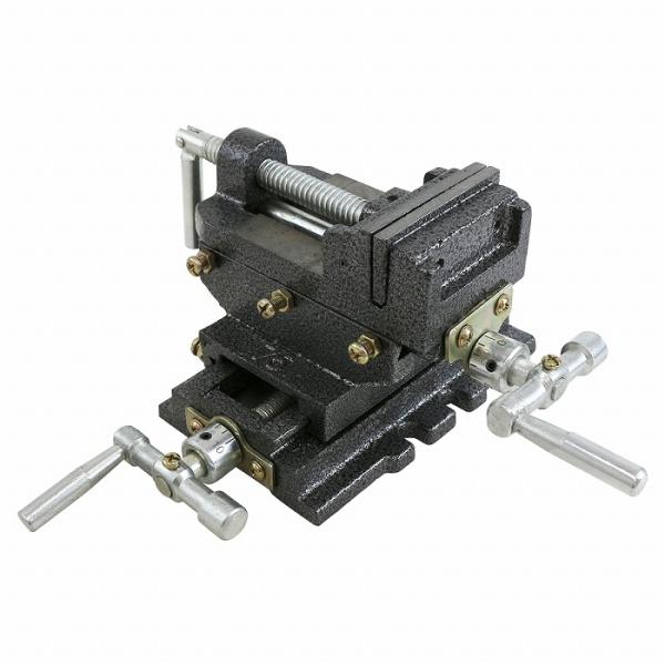 ボール盤などに取り付け、穴あけ作業する際に便利です！ハンドルを回すとX軸/Y軸両方向に自由に動かせるので、正確な位置決めがラクに行え、作業効率もアップ！！ハンドルには目盛りが付いていますので、移動量が確認出来ます。1メモリ 0.1mm / ...
