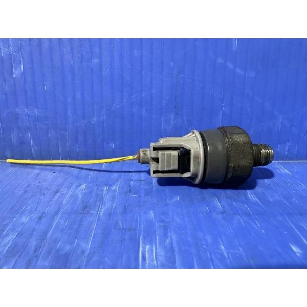 **** 商品説明を必ずご確認ください ****部品管理番号：000203036728600部品名：オイルプレッシャースイッチ部品区分：リサイクル品管理品番：AB9359車名：ＭＲワゴン車両タイプ名：5ドアハッチバック通称型式：MF33SR...