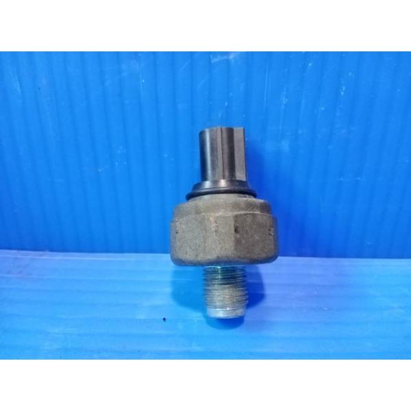 **** 商品説明を必ずご確認ください ****部品管理番号：000213011728600部品メーカー：NTKメーカー純正品番：30530-RGA-004部品名：ノックセンサー部品区分：リサイクル品管理品番：AA6457車名：ライフ車両タ...