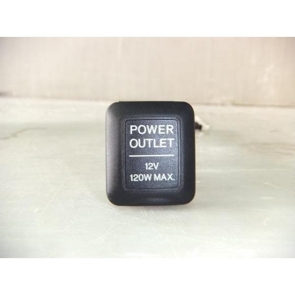 **** 商品説明を必ずご確認ください ****部品管理番号：000213021269951メーカー純正品番：39624-SZ3-L01部品名：POWER-OUTLETソケット部品区分：リサイクル品管理品番：AB7641車名：フィット車両タ...