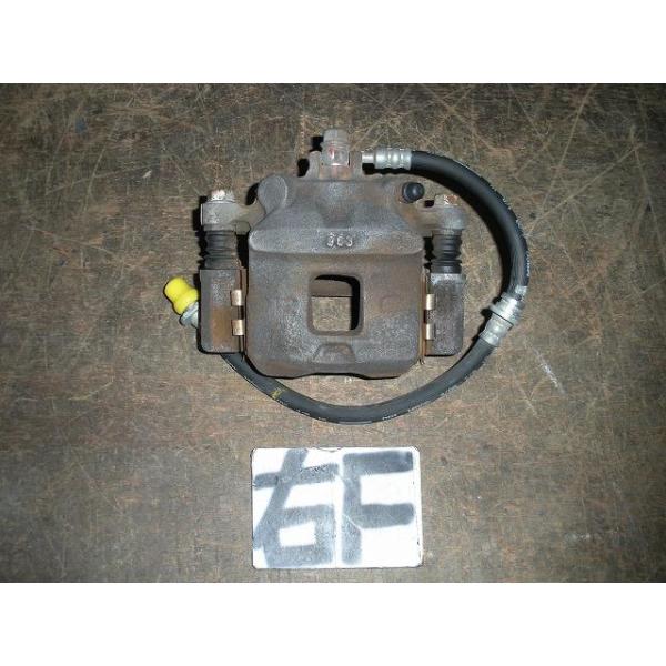 **** 商品説明を必ずご確認ください ****部品管理番号：000213027544330メーカー純正品番：55101-67H02-999部品名：右Fキャリパー部品区分：リサイクル品管理品番：AA4570車名：エブリィ車両タイプ名：ケイバ...