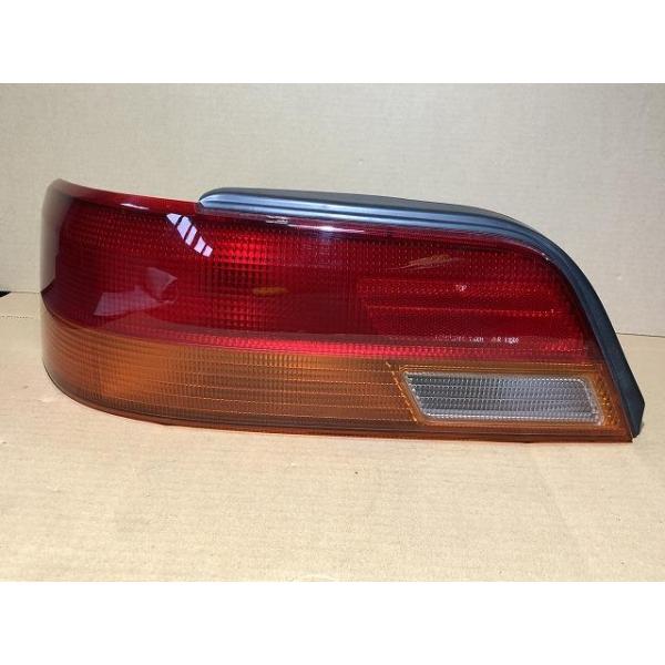 **** 商品説明を必ずご確認ください ****部品管理番号：000334830015600部品メーカー：イチコーメーカー純正品番：81560-1A640部品名：左テールランプ部品メーカー品番：7406L部品区分：リサイクル品管理品番：Z9...