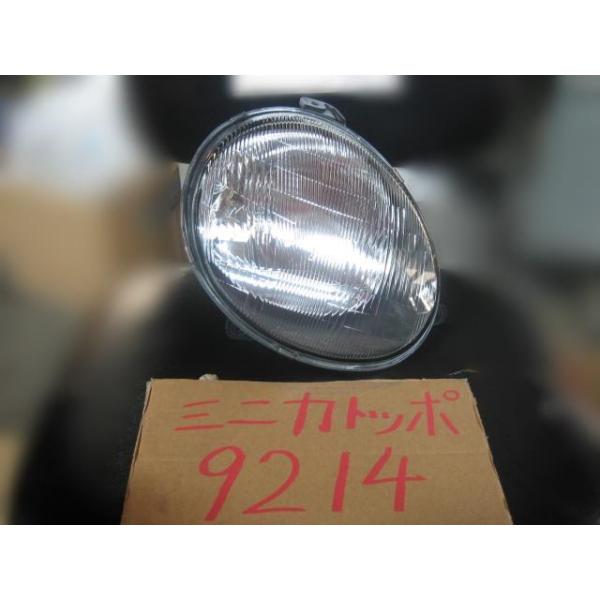 **** 商品説明を必ずご確認ください ****部品管理番号：000445734810800メーカー純正品番：MR124736部品名：右ヘッドランプASSY部品区分：リサイクル品管理品番：C8626車名：ミニカトッポ車両タイプ名：4ドアハッ...