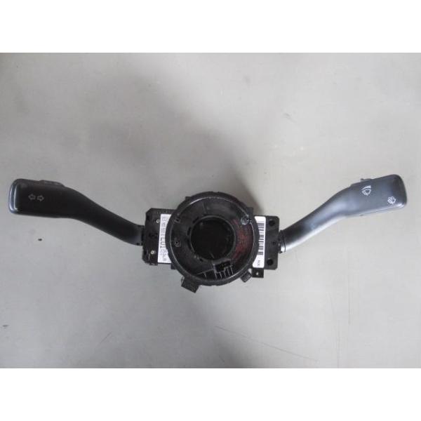 **** 商品説明を必ずご確認ください ****部品管理番号：000956080361500メーカー純正品番：4B0 953 503 E 01C部品名：ディマースイッチメーカー代替品番：8L0 953 513 G部品区分：リサイクル品管理品...
