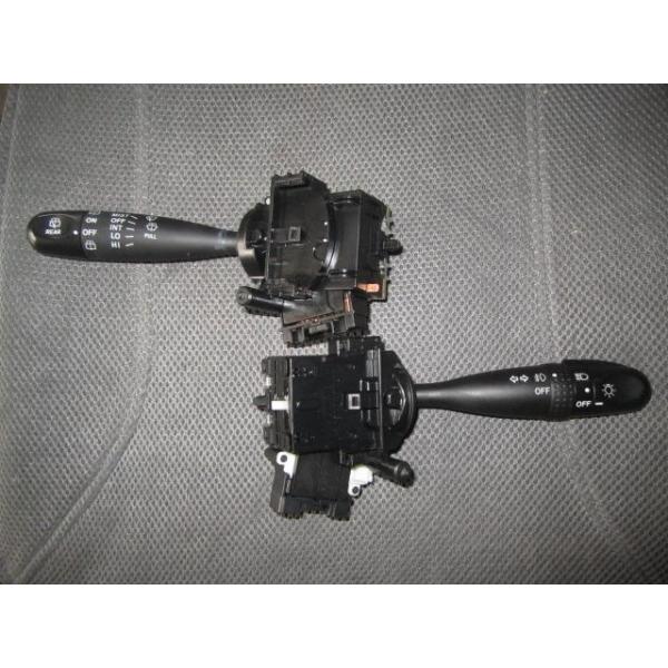 **** 商品説明を必ずご確認ください ****部品管理番号：001074073061500メーカー純正品番：84140-B2070部品名：ディマースイッチ部品メーカー品番：84652-B2010部品区分：リサイクル品管理品番：S2478車...