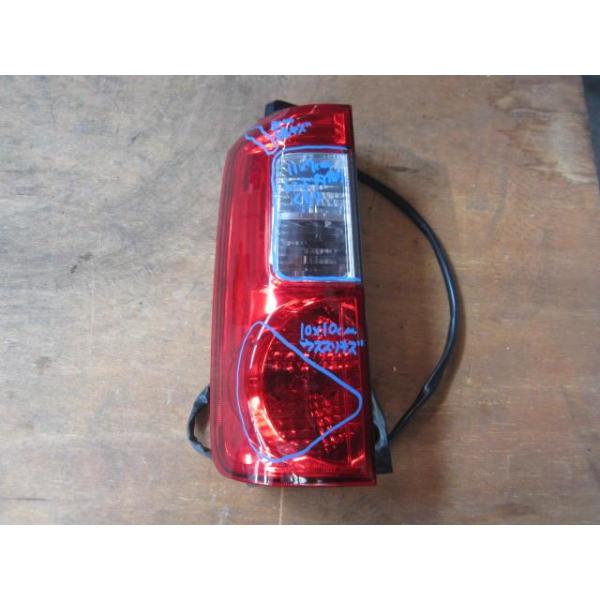 **** 商品説明を必ずご確認ください ****部品管理番号：001077279815600部品メーカー：SAKAEメーカー純正品番：8330A051部品名：左テールランプ部品メーカー品番：RCL-007部品区分：リサイクル品管理品番：L9...